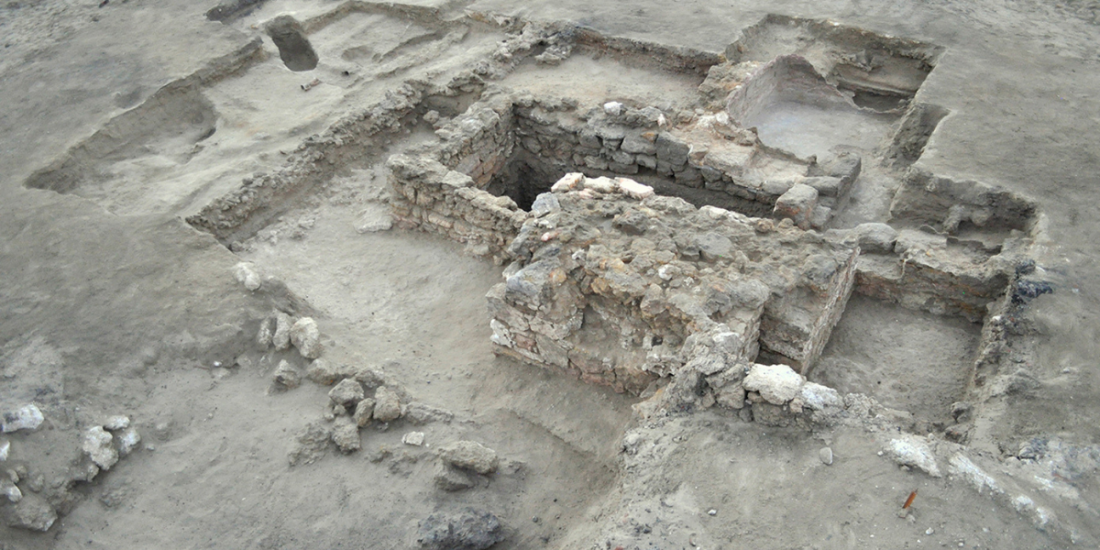 Ancient Residence and Mysterious Mask Discovered in Libya's Ancient ...