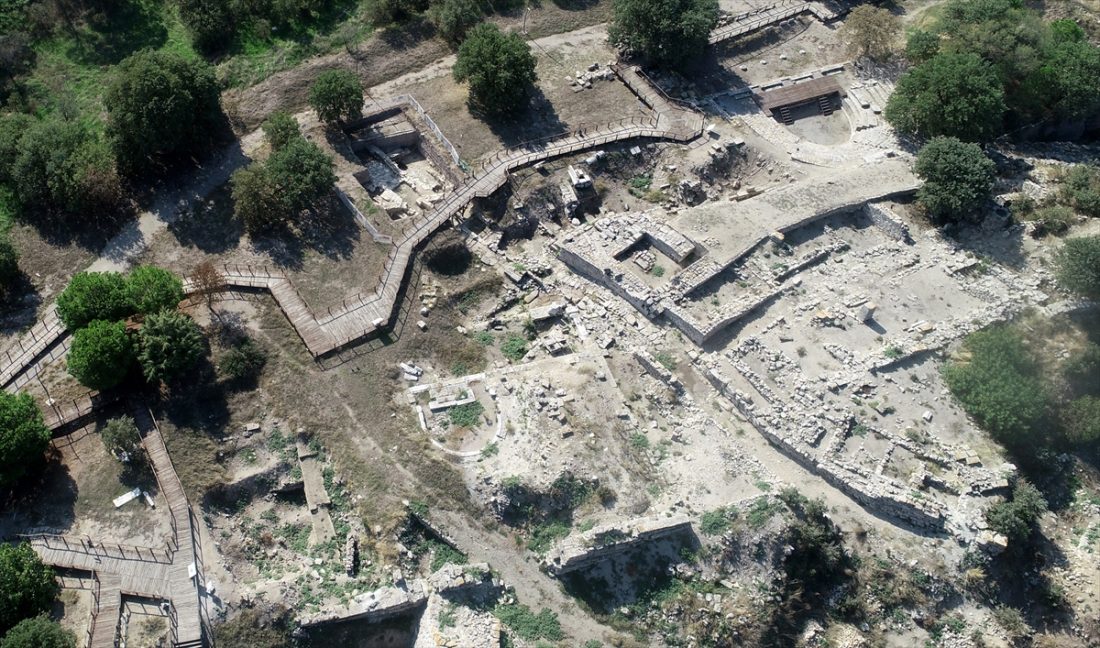 5600-year-old Troy Ruins Search for Traces of the Trojan War ...