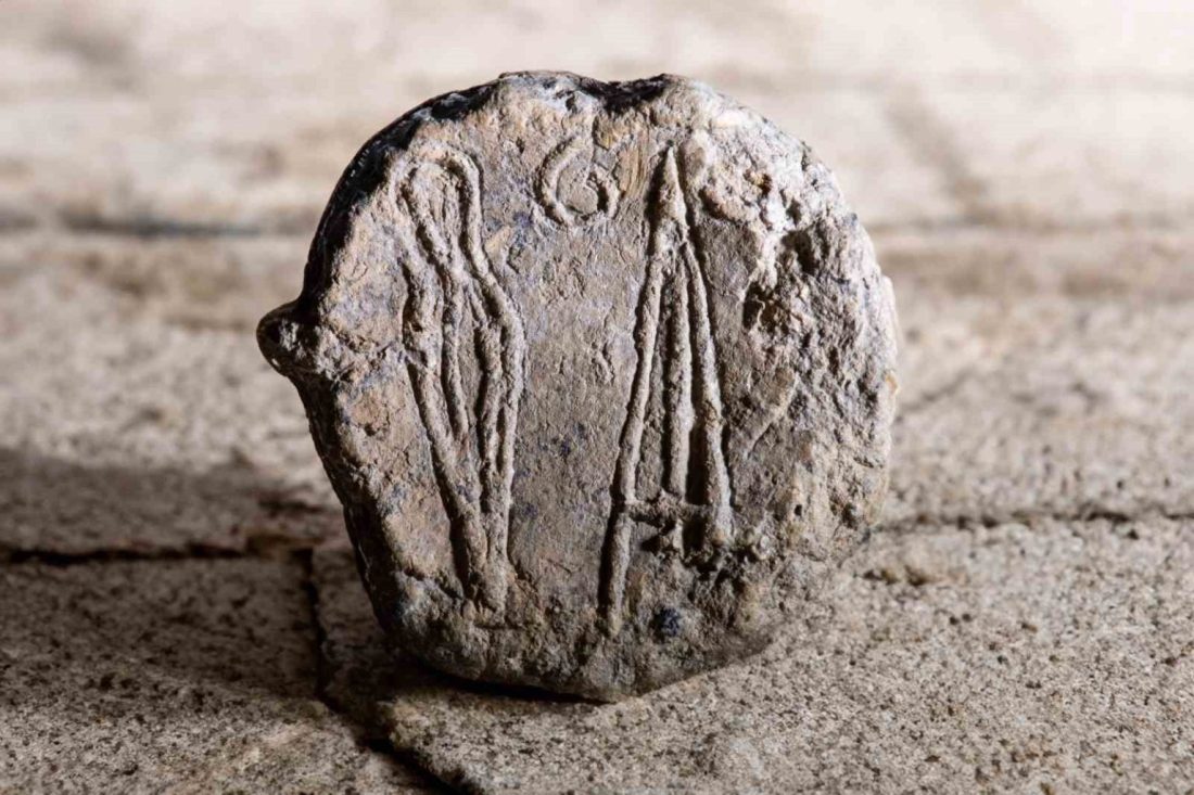 More than 50 seals belonging to members of the royal family found in ...