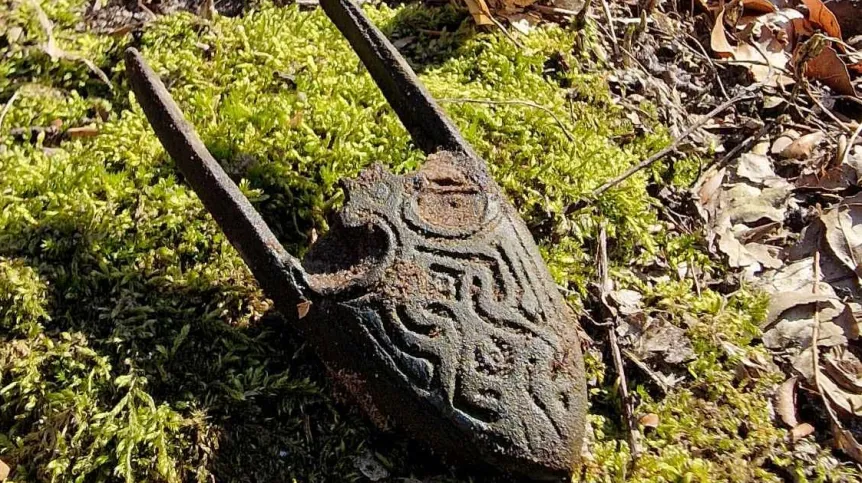 Early Medieval Sword Scabbard Found in Iława Forests - Anatolian ...