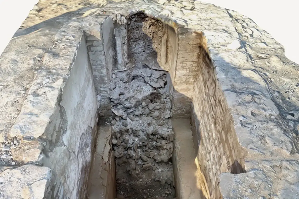 Archaeologists Discover a Jewish Ritual Bath in Ostia Antica ...